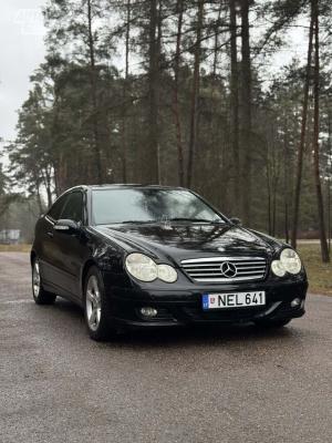 Mercedes-Benz C 200 2004 Anykščiai, ar dzinēja tilpumu 2.00 L un nobraukumu 405 tūkst. km par 790 €, foto  vietnē AUTOMOTO.COM.LV