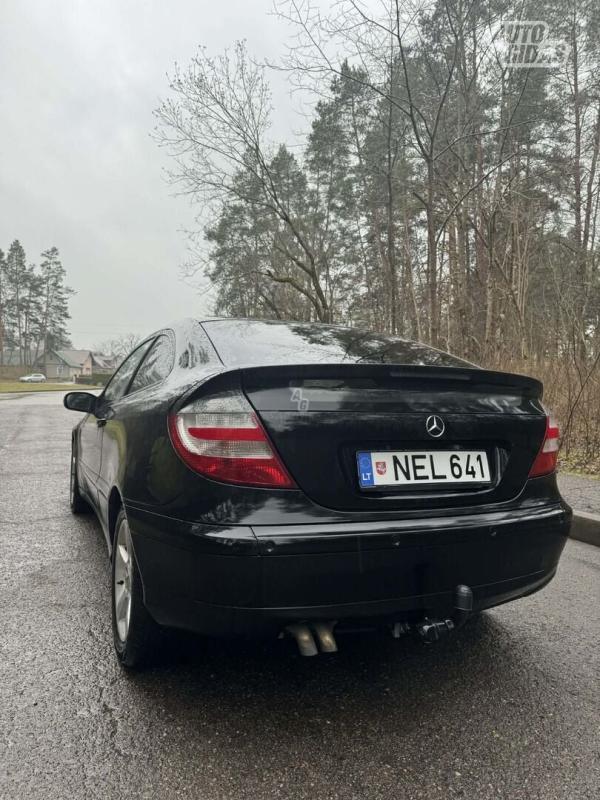 Mercedes-Benz C 200 2004 Anykščiai, ar dzinēja tilpumu 2.00 L un nobraukumu 405 tūkst. km par 790 €, foto 8 vietnē AUTOMOTO.COM.LV