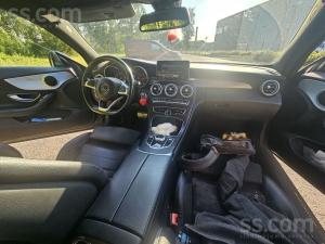 Grey Mercedes-Benz C 200 2016 in Riga, with an engine capacity of 2.00 L and mileage of 115 thousand km for 21999 €, photo 13 on AUTOMOTO.COM.LV