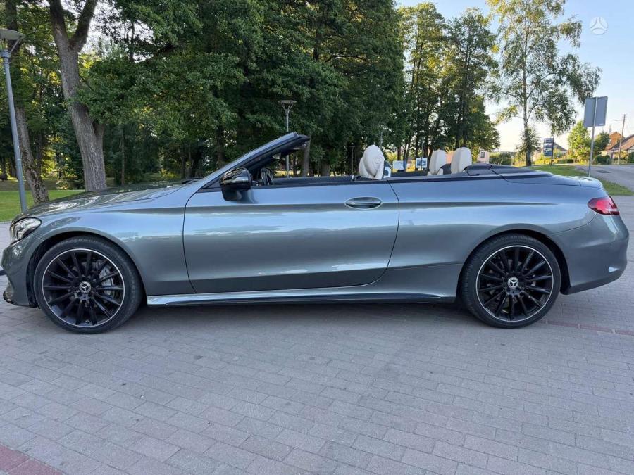 Pelēks Mercedes-Benz C 200 2018 Kauņa, ar dzinēja tilpumu 1.99 L un nobraukumu 94 tūkst. km par 26000 €, foto 6 vietnē AUTOMOTO.COM.LV