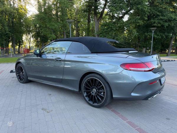 Grey Mercedes-Benz C 200 2018 in Kaunas, with an engine capacity of 1.99 L and mileage of 94 thousand km for 26000 €, photo 9 on AUTOMOTO.COM.LV