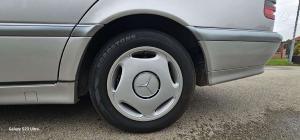 Pelēks Mercedes-Benz C 200 1999 Klaipėda, ar dzinēja tilpumu 2.15 L un nobraukumu 236 tūkst. km par 7000 €, foto 6 vietnē AUTOMOTO.COM.LV