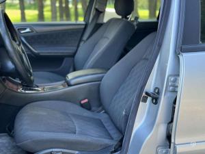 Grey Mercedes-Benz C 200 2002 in Mazeikiai, with an engine capacity of 2.00 L and mileage of 341 thousand km for 950 €, photo 15 on AUTOMOTO.COM.LV