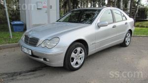 Серый Мерседес Ц 200 2003 в Рига, объемом двигателя 2.00 л и пробегом 286 тыс. км за 3750 €, фото 21 на AUTOMOTO.COM.LV