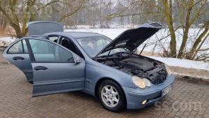 Grey Mercedes-Benz C 200 2004 in Riga, with an engine capacity of 2.20 L and mileage of 0 thousand km for 1190 €, photo 9 on AUTOMOTO.COM.LV