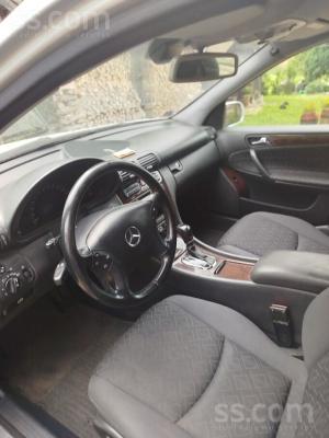 Pelēks Mercedes-Benz C 200 2004 Rēzekne, ar dzinēja tilpumu 1.80 L un nobraukumu 236 tūkst. km par 1555 €, foto 7 vietnē AUTOMOTO.COM.LV