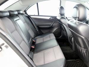Grey Mercedes-Benz C 200 2004 in Tallinn, with an engine capacity of 1.80 L and mileage of 238 thousand km for 2099 €, photo 8 on AUTOMOTO.COM.LV