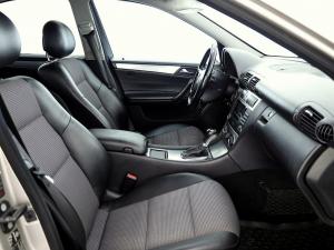 Grey Mercedes-Benz C 200 2004 in Tallinn, with an engine capacity of 1.80 L and mileage of 238 thousand km for 2099 €, photo 14 on AUTOMOTO.COM.LV