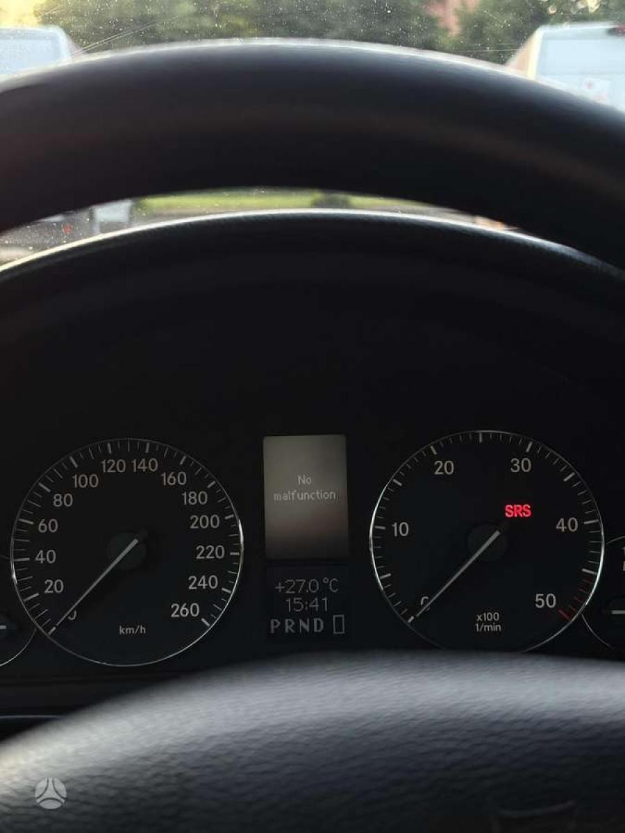Pelēks Mercedes-Benz C 200 2005 Klaipėda, ar dzinēja tilpumu 2.15 L un nobraukumu 380 tūkst. km par 1900 €, foto 23 vietnē AUTOMOTO.COM.LV