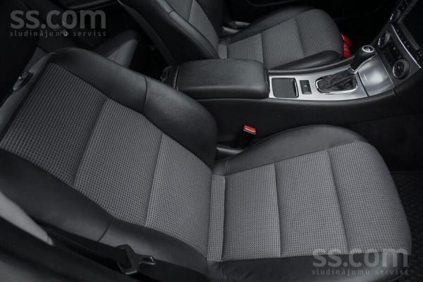 Pelēks Mercedes-Benz C 200 2006 Rīga, ar dzinēja tilpumu 1.80 L un nobraukumu 236 tūkst. km par 3990 €, foto 7 vietnē AUTOMOTO.COM.LV