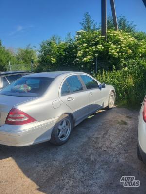 Grey Mercedes-Benz C 200 2006 in Klaipeda, with an engine capacity of 2.10 L and mileage of 510 thousand km for 800 €, photo  on AUTOMOTO.COM.LV