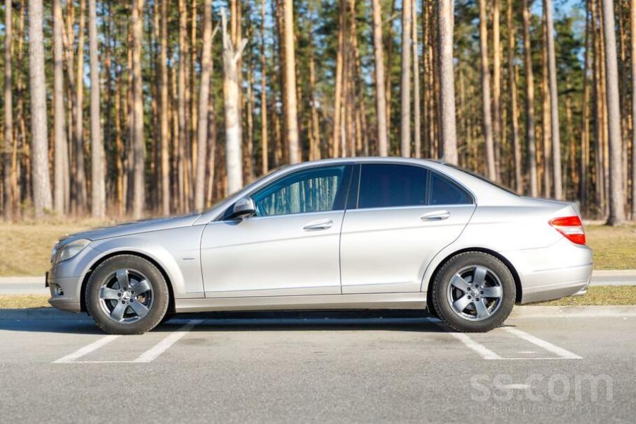 Pelēks Mercedes-Benz C 200 2007 Rīga, ar dzinēja tilpumu 2.20 L un nobraukumu 392 tūkst. km par 3990 €, foto 5 vietnē AUTOMOTO.COM.LV