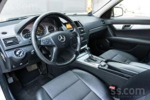 Pelēks Mercedes-Benz C 200 2007 Rīga, ar dzinēja tilpumu 2.20 L un nobraukumu 392 tūkst. km par 3990 €, foto 10 vietnē AUTOMOTO.COM.LV