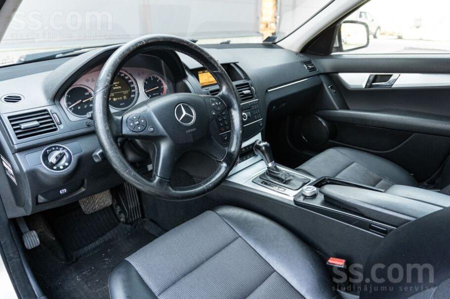 Pelēks Mercedes-Benz C 200 2007 Rīga, ar dzinēja tilpumu 2.20 L un nobraukumu 392 tūkst. km par 3990 €, foto 10 vietnē AUTOMOTO.COM.LV