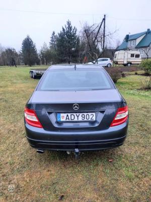 Pelēks Mercedes-Benz C 200 2007 Rokiškis, ar dzinēja tilpumu 1.80 L un nobraukumu 202 tūkst. km par 3500 €, foto 6 vietnē AUTOMOTO.COM.LV