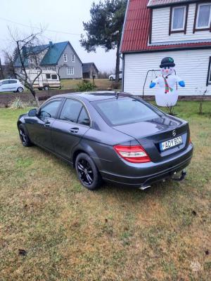 Pelēks Mercedes-Benz C 200 2007 Rokiškis, ar dzinēja tilpumu 1.80 L un nobraukumu 202 tūkst. km par 3500 €, foto 7 vietnē AUTOMOTO.COM.LV