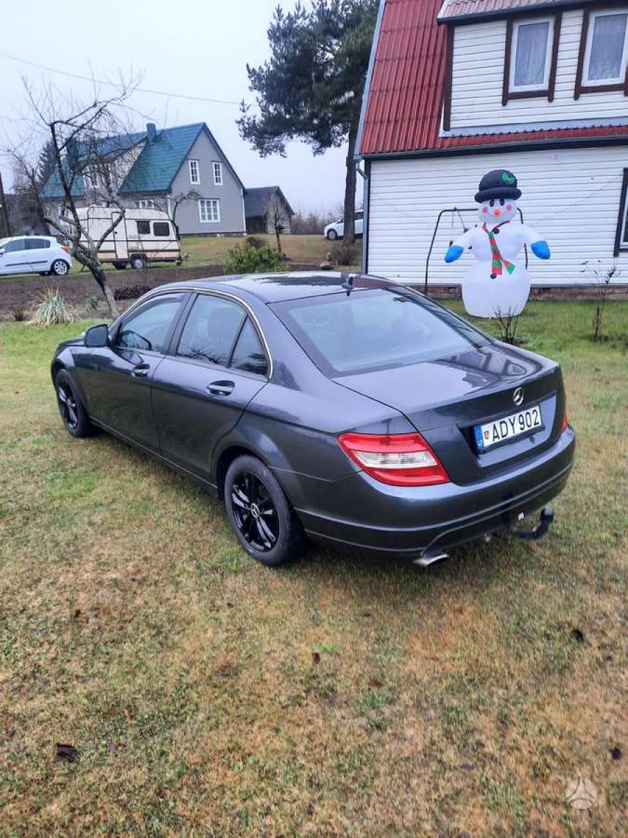 Pelēks Mercedes-Benz C 200 2007 Rokiškis, ar dzinēja tilpumu 1.80 L un nobraukumu 202 tūkst. km par 3500 €, foto 7 vietnē AUTOMOTO.COM.LV