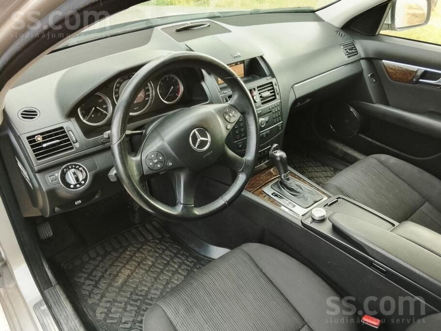 Pelēks Mercedes-Benz C 200 2007 Kuldīga, ar dzinēja tilpumu 2.20 L un nobraukumu 304 tūkst. km par 5000 €, foto 10 vietnē AUTOMOTO.COM.LV