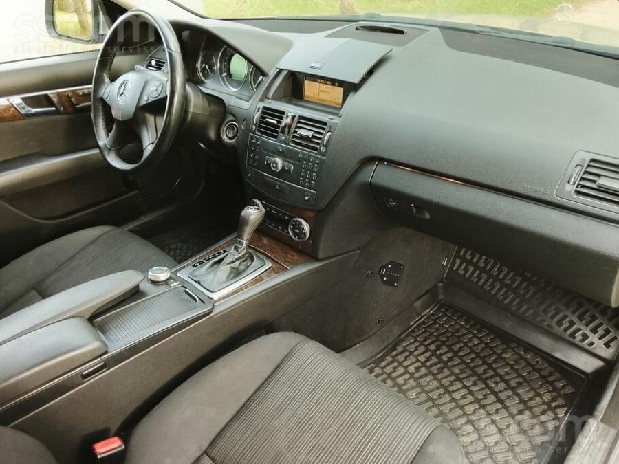 Pelēks Mercedes-Benz C 200 2007 Kuldīga, ar dzinēja tilpumu 2.20 L un nobraukumu 304 tūkst. km par 5000 €, foto 12 vietnē AUTOMOTO.COM.LV