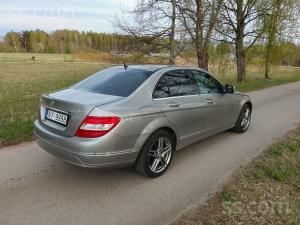 Pelēks Mercedes-Benz C 200 2007 Kuldīga, ar dzinēja tilpumu 2.20 L un nobraukumu 304 tūkst. km par 4800 €, foto 4 vietnē AUTOMOTO.COM.LV