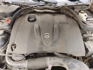 Pelēks Mercedes-Benz C 200 2007 Kuldīga, ar dzinēja tilpumu 2.20 L un nobraukumu 304 tūkst. km par 4800 €, foto 16 vietnē AUTOMOTO.COM.LV