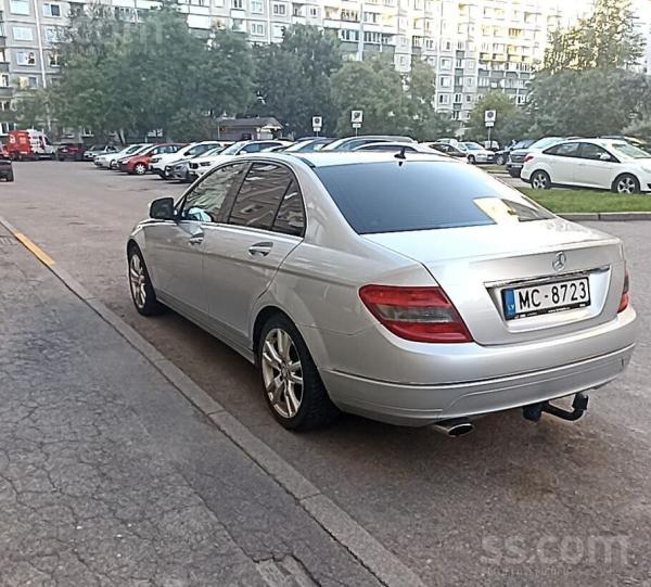 Pelēks Mercedes-Benz C 200 2007 Rīga, ar dzinēja tilpumu 1.80 L un nobraukumu 232 tūkst. km par 5900 €, foto 3 vietnē AUTOMOTO.COM.LV