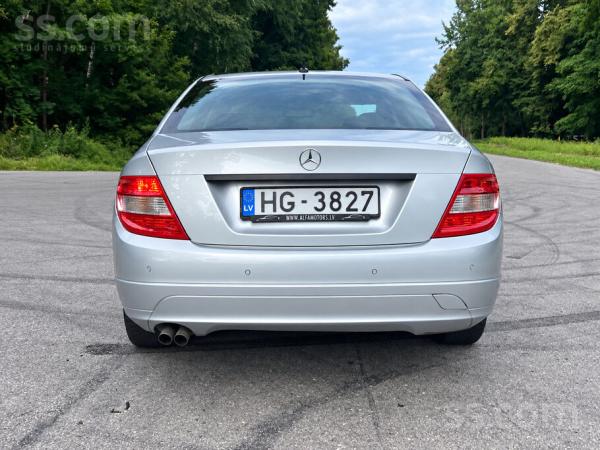 Pelēks Mercedes-Benz C 200 2007 Rīga, ar dzinēja tilpumu 2.20 L un nobraukumu 163 tūkst. km par 5500 €, foto 8 vietnē AUTOMOTO.COM.LV
