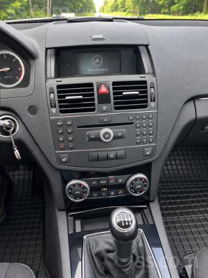 Pelēks Mercedes-Benz C 200 2007 Rīga, ar dzinēja tilpumu 2.20 L un nobraukumu 163 tūkst. km par 5500 €, foto 17 vietnē AUTOMOTO.COM.LV