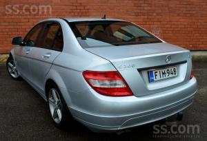 Pelēks Mercedes-Benz C 200 2008 Dobele, ar dzinēja tilpumu 2.20 L un nobraukumu 356 tūkst. km par 3200 €, foto 7 vietnē AUTOMOTO.COM.LV