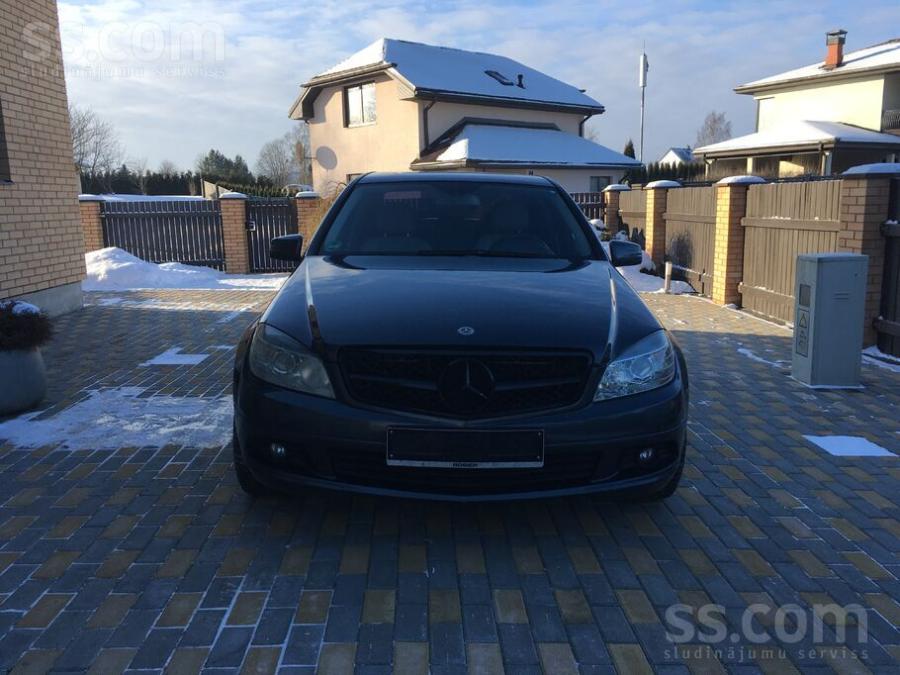 Pelēks Mercedes-Benz C 200 2008 Rīga, ar dzinēja tilpumu 2.20 L un nobraukumu 0 tūkst. km par 4800 €, foto 3 vietnē AUTOMOTO.COM.LV
