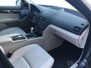 Pelēks Mercedes-Benz C 200 2008 Rīga, ar dzinēja tilpumu 2.20 L un nobraukumu 0 tūkst. km par 4800 €, foto 16 vietnē AUTOMOTO.COM.LV