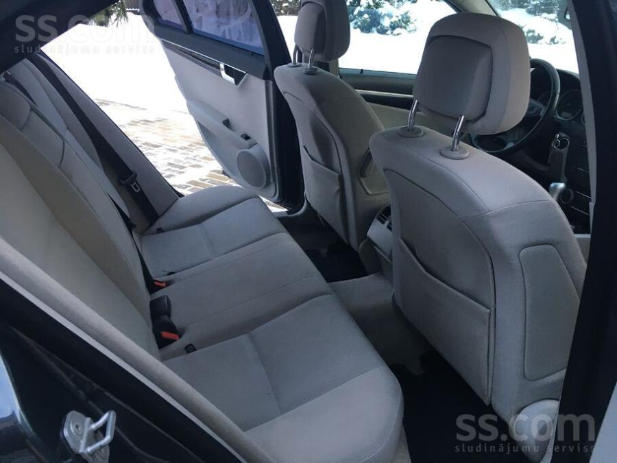 Pelēks Mercedes-Benz C 200 2008 Rīga, ar dzinēja tilpumu 2.20 L un nobraukumu 0 tūkst. km par 4800 €, foto 19 vietnē AUTOMOTO.COM.LV