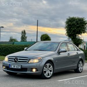 Grey Mercedes-Benz C 200 2008 in Riga, with an engine capacity of 2.10 L and mileage of 308 thousand km for 4000 €, photo  on AUTOMOTO.COM.LV