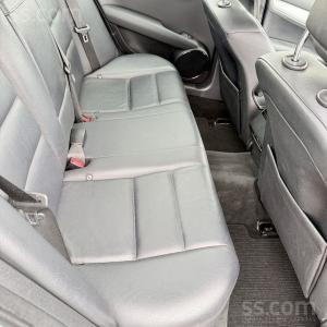 Grey Mercedes-Benz C 200 2008 in Riga, with an engine capacity of 2.10 L and mileage of 308 thousand km for 4000 €, photo 10 on AUTOMOTO.COM.LV