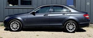 Pelēks Mercedes-Benz C 200 2008 Klaipėda, ar dzinēja tilpumu 2.15 L un nobraukumu 302 tūkst. km par 4150 €, foto 5 vietnē AUTOMOTO.COM.LV