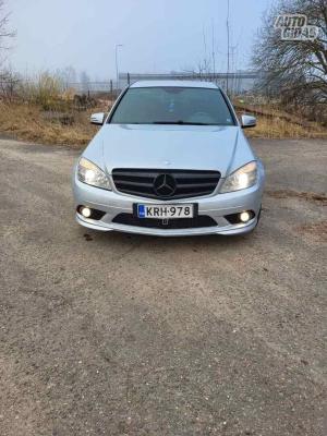 Grey Mercedes-Benz C 200 2009 in Radviliskis, with an engine capacity of 1.10 L and mileage of 242 thousand km for 5500 €, photo 2 on AUTOMOTO.COM.LV
