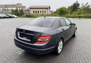 Grey Mercedes-Benz C 200 2010 in Telschi, with an engine capacity of 2.20 L and mileage of 252 thousand km for 4990 €, photo 10 on AUTOMOTO.COM.LV