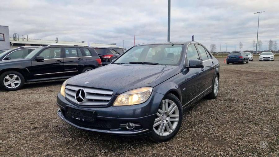 Grey Mercedes-Benz C 200 2011 in Marijampole, with an engine capacity of 2.15 L and mileage of 284 thousand km for 6990 €, photo 1 on AUTOMOTO.COM.LV