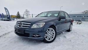 Pelēks Mercedes-Benz C 200 2011 Marijampole, ar dzinēja tilpumu 2.15 L un nobraukumu 284 tūkst. km par 6490 €, foto 2 vietnē AUTOMOTO.COM.LV