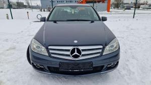 Pelēks Mercedes-Benz C 200 2011 Marijampole, ar dzinēja tilpumu 2.15 L un nobraukumu 284 tūkst. km par 6490 €, foto 3 vietnē AUTOMOTO.COM.LV