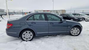 Pelēks Mercedes-Benz C 200 2011 Marijampole, ar dzinēja tilpumu 2.15 L un nobraukumu 284 tūkst. km par 6490 €, foto 5 vietnē AUTOMOTO.COM.LV