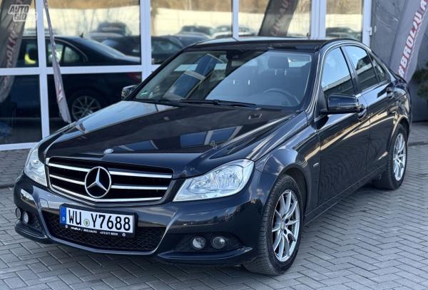 Pelēks Mercedes-Benz C 200 2011 Radviliškis, ar dzinēja tilpumu 2.20 L un nobraukumu 278 tūkst. km par 6650 €, foto 5 vietnē AUTOMOTO.COM.LV