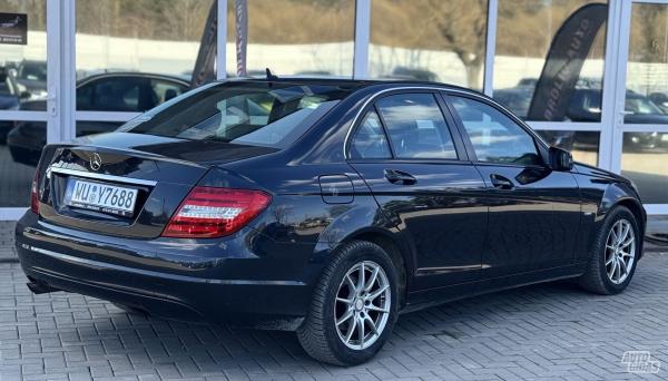Pelēks Mercedes-Benz C 200 2011 Radviliškis, ar dzinēja tilpumu 2.20 L un nobraukumu 278 tūkst. km par 6650 €, foto 8 vietnē AUTOMOTO.COM.LV