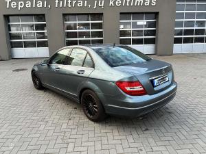 Grey Mercedes-Benz C 200 2011 in Panevezys, with an engine capacity of 2.14 L and mileage of 256 thousand km for 5300 €, photo 3 on AUTOMOTO.COM.LV