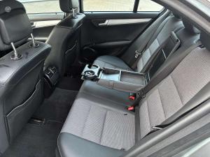 Grey Mercedes-Benz C 200 2011 in Panevezys, with an engine capacity of 2.14 L and mileage of 256 thousand km for 5300 €, photo 12 on AUTOMOTO.COM.LV