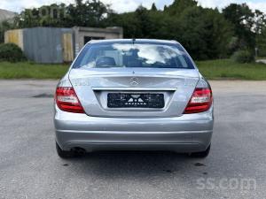Pelēks Mercedes-Benz C 200 2012 Ogre, ar dzinēja tilpumu 2.20 L un nobraukumu 247 tūkst. km par 7490 €, foto 7 vietnē AUTOMOTO.COM.LV