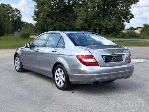 Pelēks Mercedes-Benz C 200 2012 Ogre, ar dzinēja tilpumu 2.20 L un nobraukumu 247 tūkst. km par 7490 €, foto 8 vietnē AUTOMOTO.COM.LV