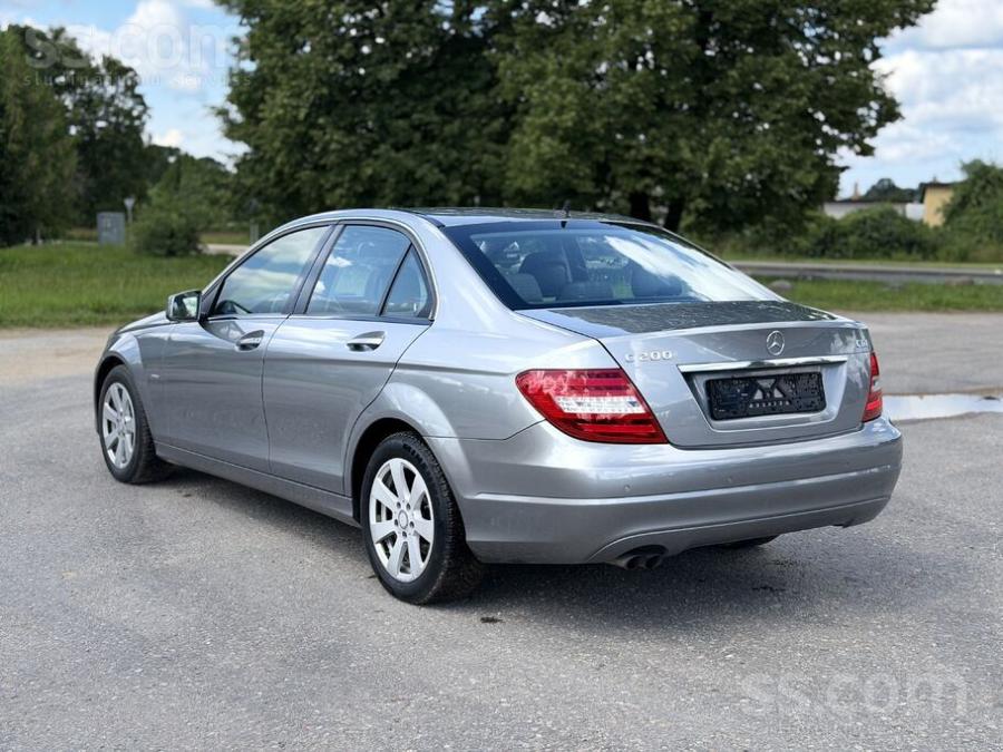 Pelēks Mercedes-Benz C 200 2012 Ogre, ar dzinēja tilpumu 2.20 L un nobraukumu 247 tūkst. km par 7490 €, foto 8 vietnē AUTOMOTO.COM.LV