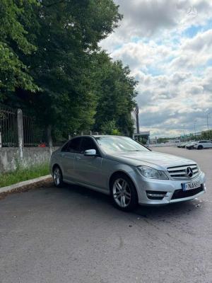 Pelēks Mercedes-Benz C 200 2013 Kauņa, ar dzinēja tilpumu 2.14 L un nobraukumu 348 tūkst. km par 6400 €, foto  vietnē AUTOMOTO.COM.LV