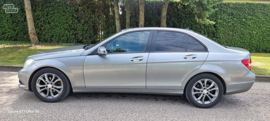Pelēks Mercedes-Benz C 200 2013 Kėdainiai, ar dzinēja tilpumu 2.10 L un nobraukumu 231 tūkst. km par 6199 €, foto 8 vietnē AUTOMOTO.COM.LV